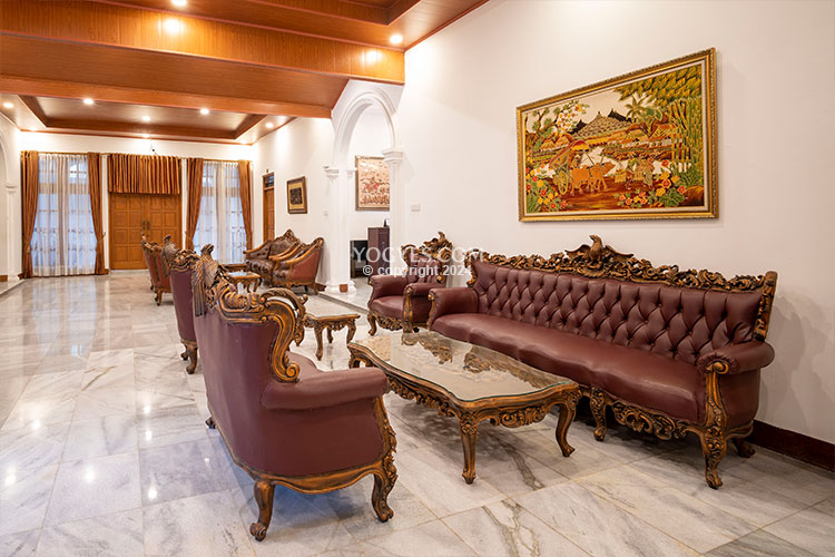 GRHA TIMOHO - Villa dekat Malioboro dengan Kolam Renang yang Indah