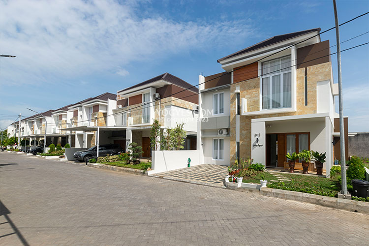 GRIYO AYORI - Villa 10-20 Orang Paling Estetik di Jogja